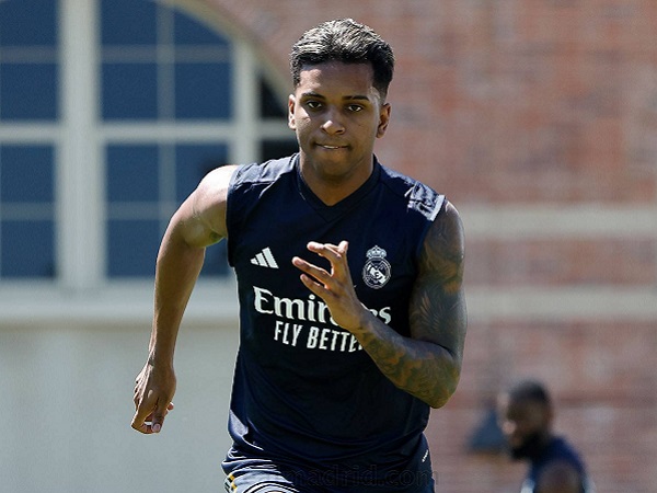 Rodrygo Goes Bisa Jadi Korban jika Kylian Mbappe Gabung Real Madrid ... Rodrygo Goes Bisa Jadi Korban jika Kylian Mbappe Gabung Real Madrid ...
