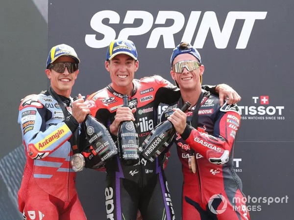 Hasil Sprint MotoGP Catalunya: Aleix Espargaro Tancapkan Kemenangan ... Hasil Sprint MotoGP Catalunya: Aleix Espargaro Tancapkan Kemenangan ...